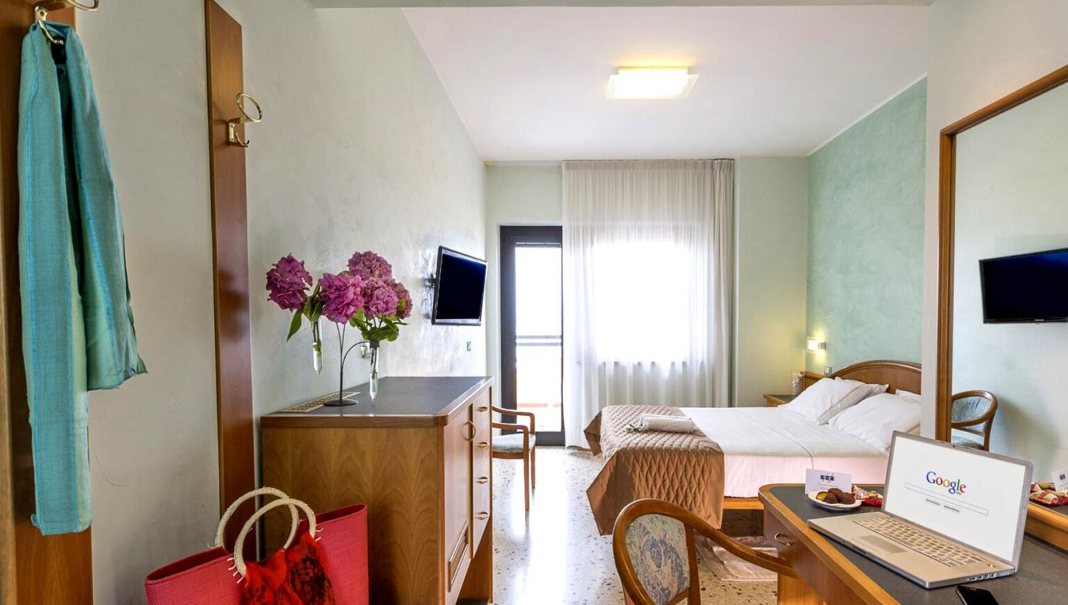 Pescara Albergo All Inclusive family hotel spiaggia gratis